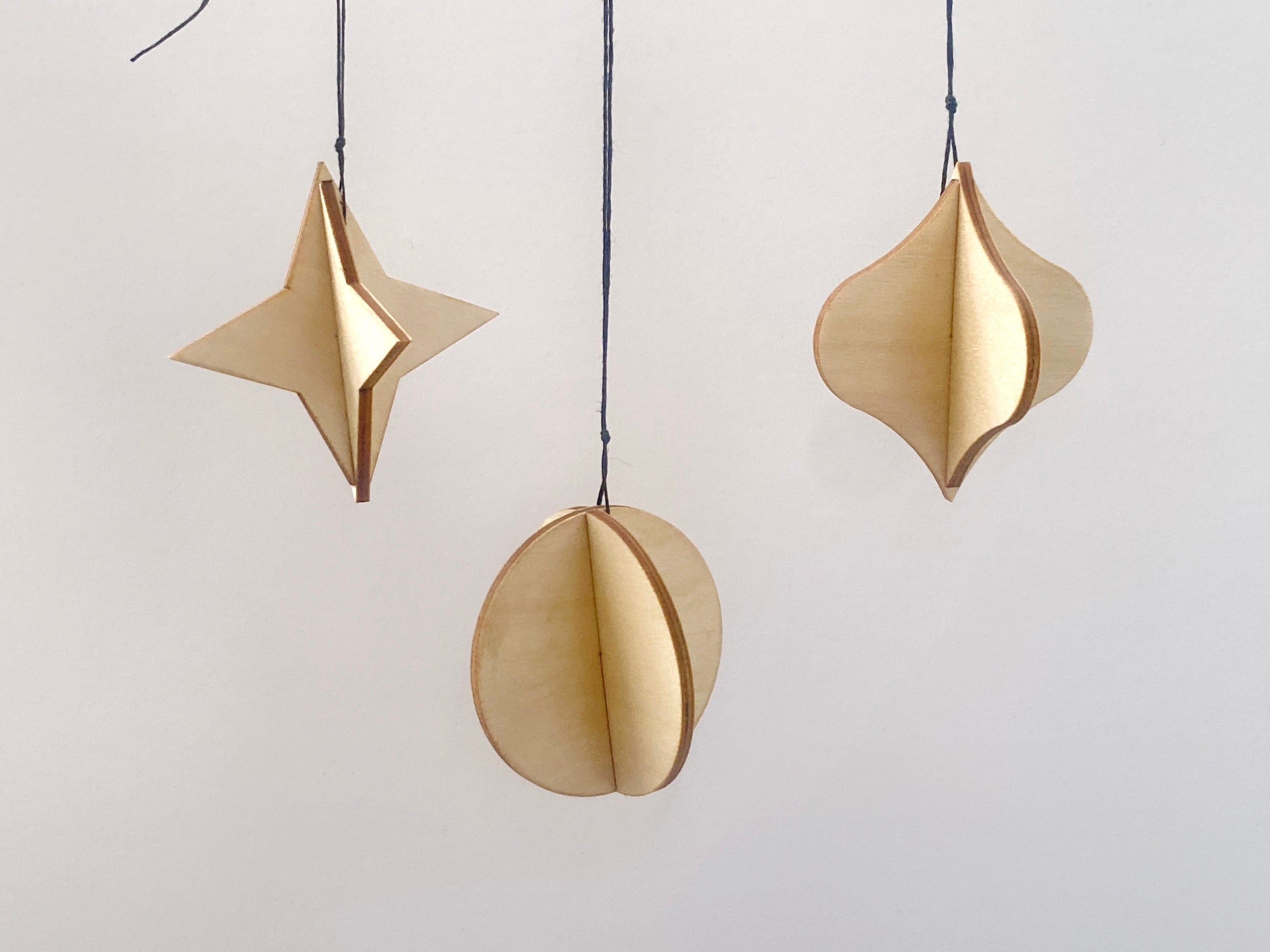 CHRISTMAS TREE BAUBLES – Ánimo Store Ltd